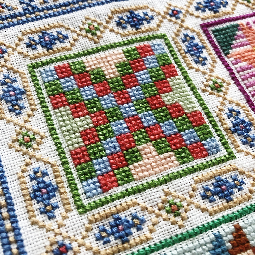 Collecting Colors SAL, February – auribuzz